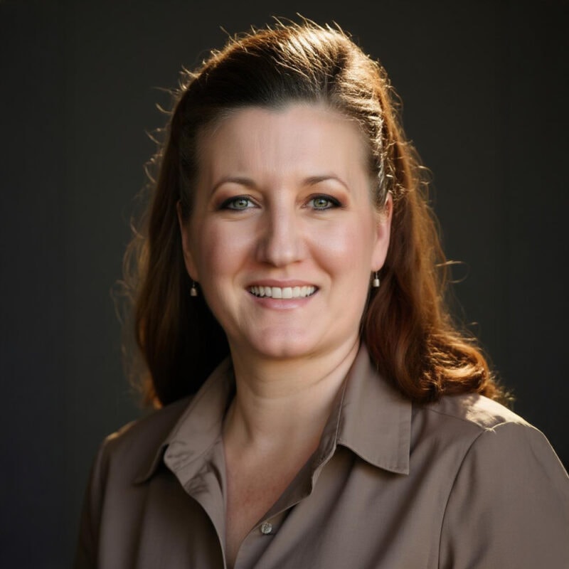 Dr. Anna Jurik, DC, MS, RD, LDN | Aligned Modern Health